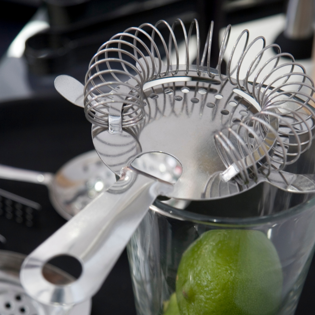 Las herramientas más utilizadas por un bartender profesional ...